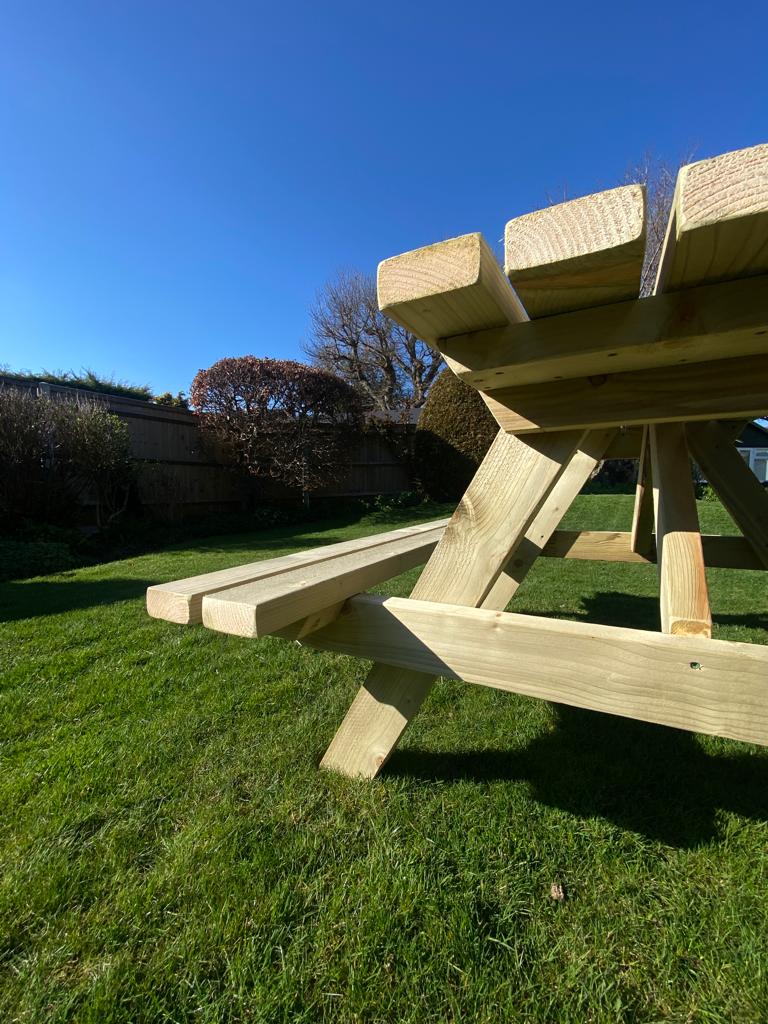 Wooden Bench A Frame – Economy 4 seat – BenchUK LTD