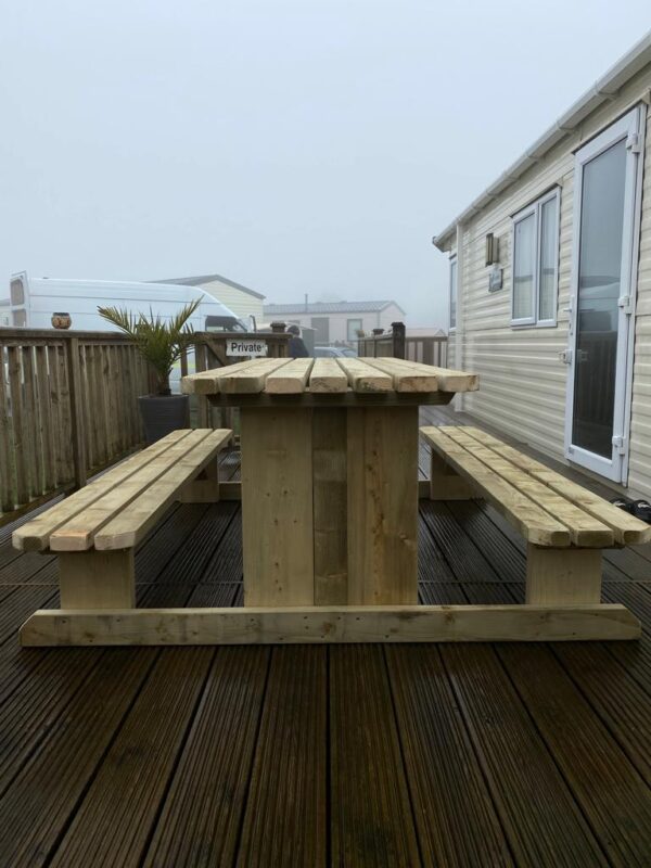 Walk In Heavy Duty Wooden Benches 8 seat – BenchUK LTD