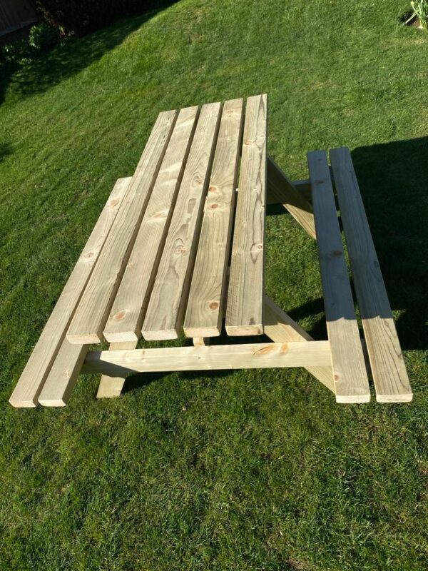 Wooden Bench A Frame – Economy 8 seat – BenchUK LTD