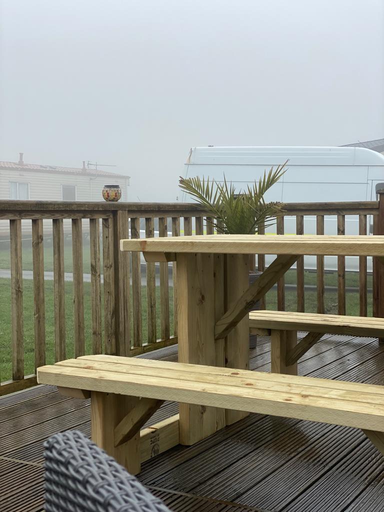 Walk In Heavy Duty Wooden Benches 8 seat – BenchUK LTD