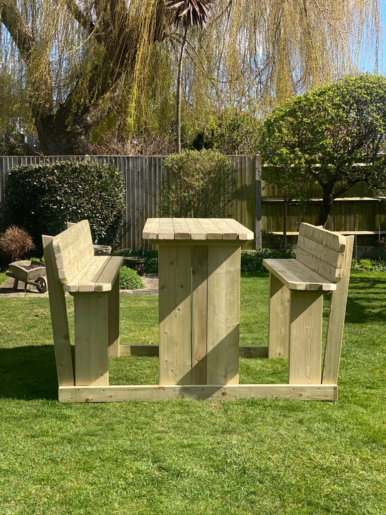 Wooden Walk In Bar height bench Seating 4 seat – BenchUK LTD