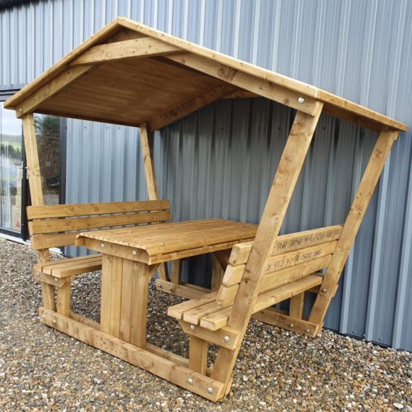 Picnic bench with Roof – BenchUK LTD